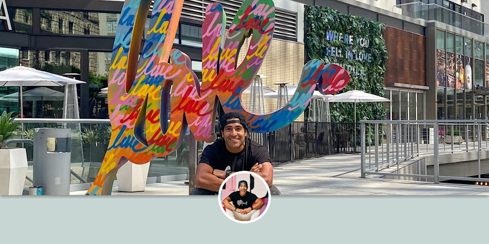 Love Sculpture by Ruben Rojas at The BLOC, DTLA, Los Angeles | Wescover ...