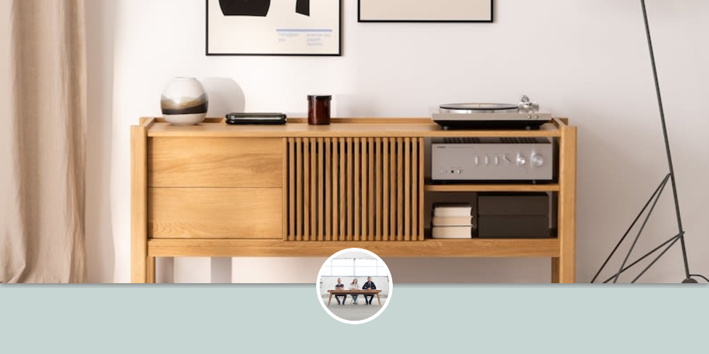 JAMM LOW 160 - record player stand with storage made of soli by Mo ...