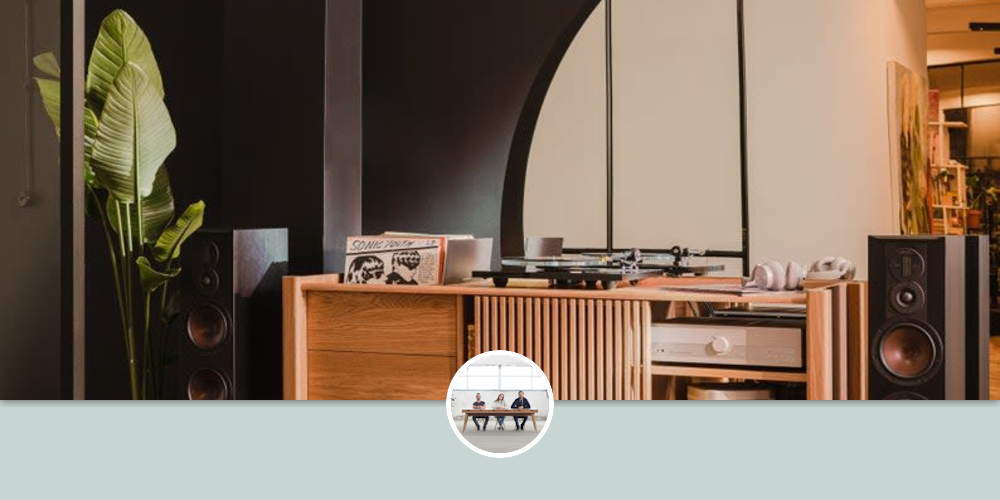 JAMM - Record player stand, made of solid oak wood by Mo Woodwork at ...