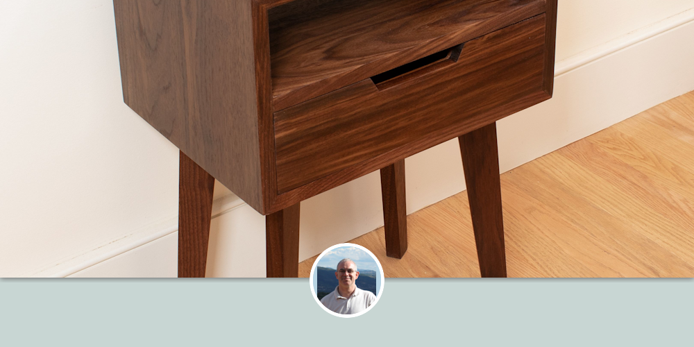 Mid Century Modern Skewed Leg Side/Night Table by Simon Metz ...