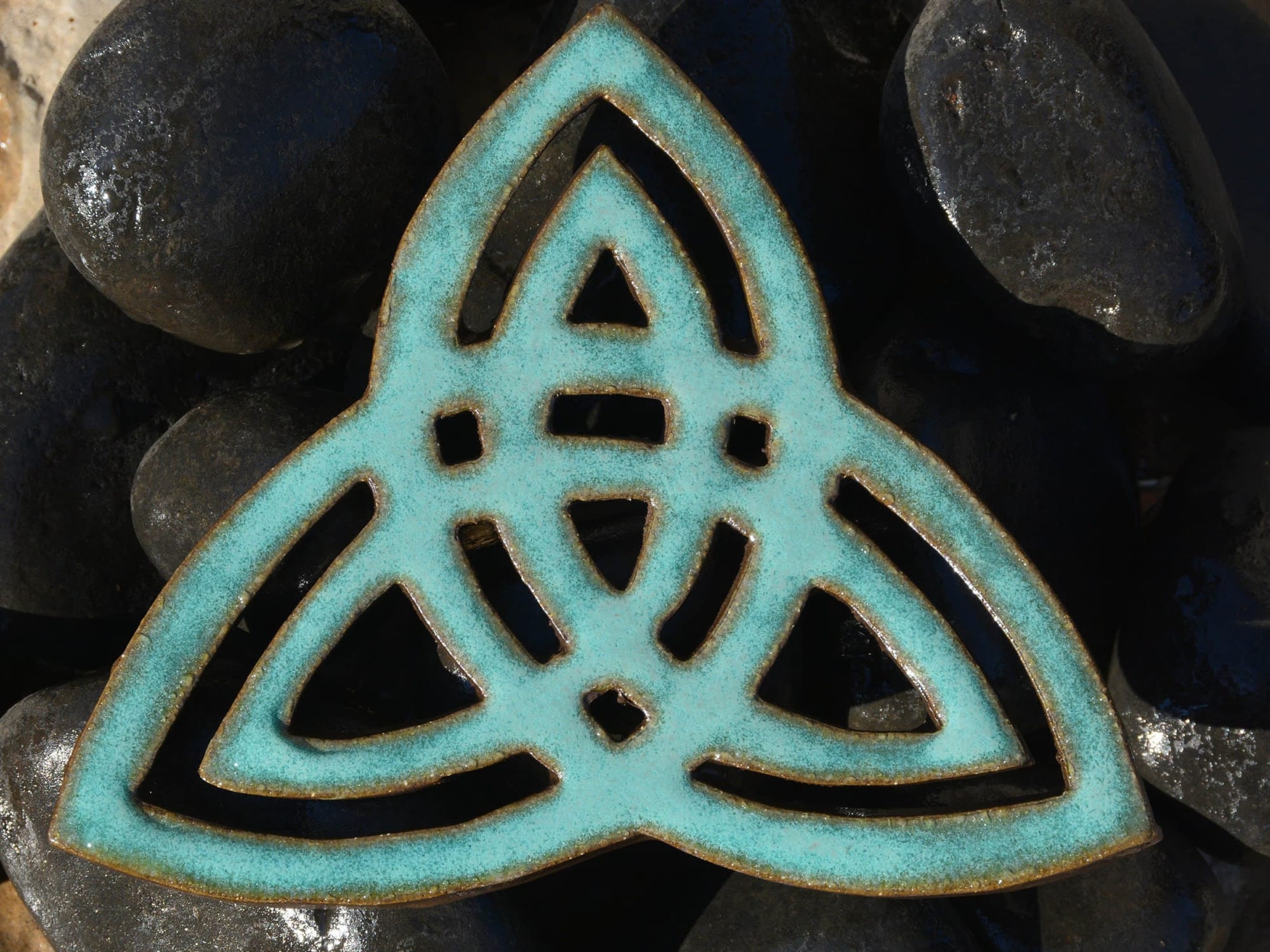 Double Trinity Celtic Knot by Studio Strietnberger / Knottery Pottery ...