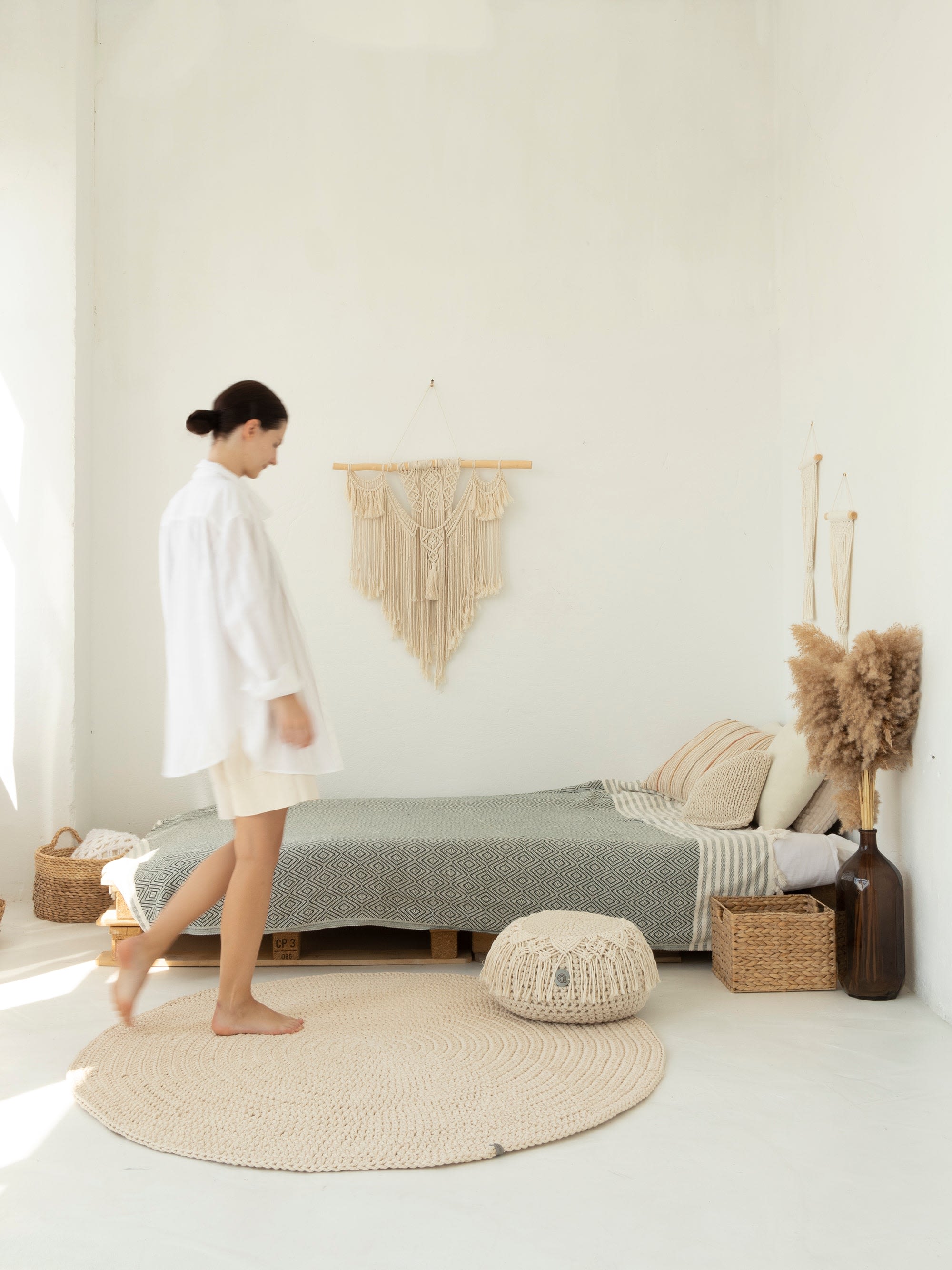 Round plain boho rope rug by Anzy Home | Wescover Rugs