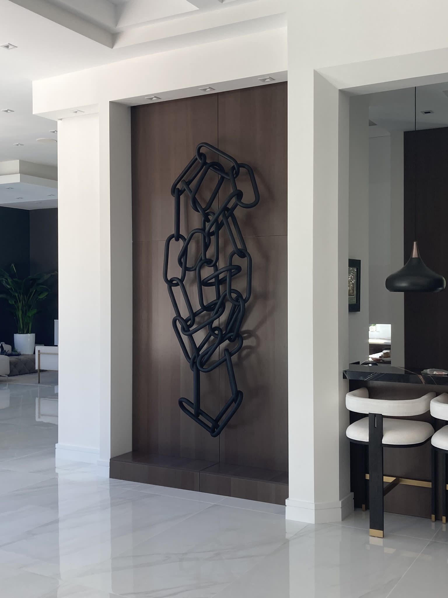 Custom aluminum "link" sculpture by Avidon Design | Wescover Wall Hangings