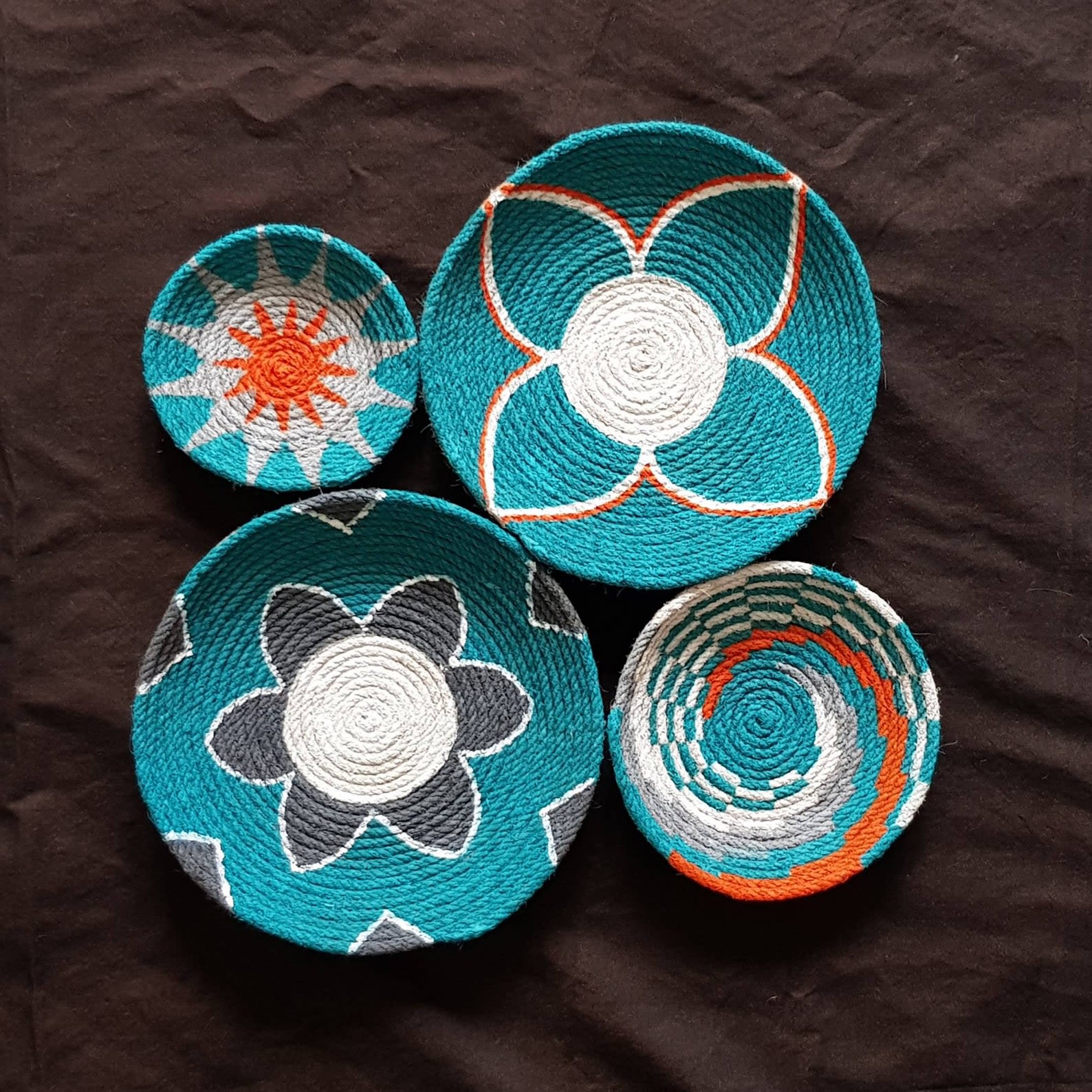 Set of 4 African Plates Baskets Wall Hanging by Sarmal Design ...