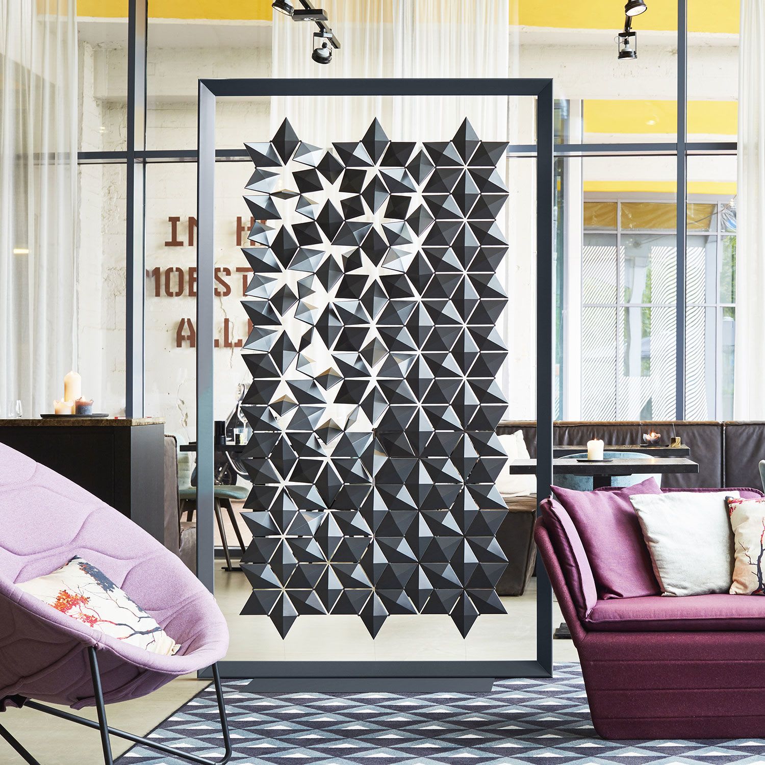 Freestanding room divider Facet 136 x 220cm by Bloomming, Bas van ...