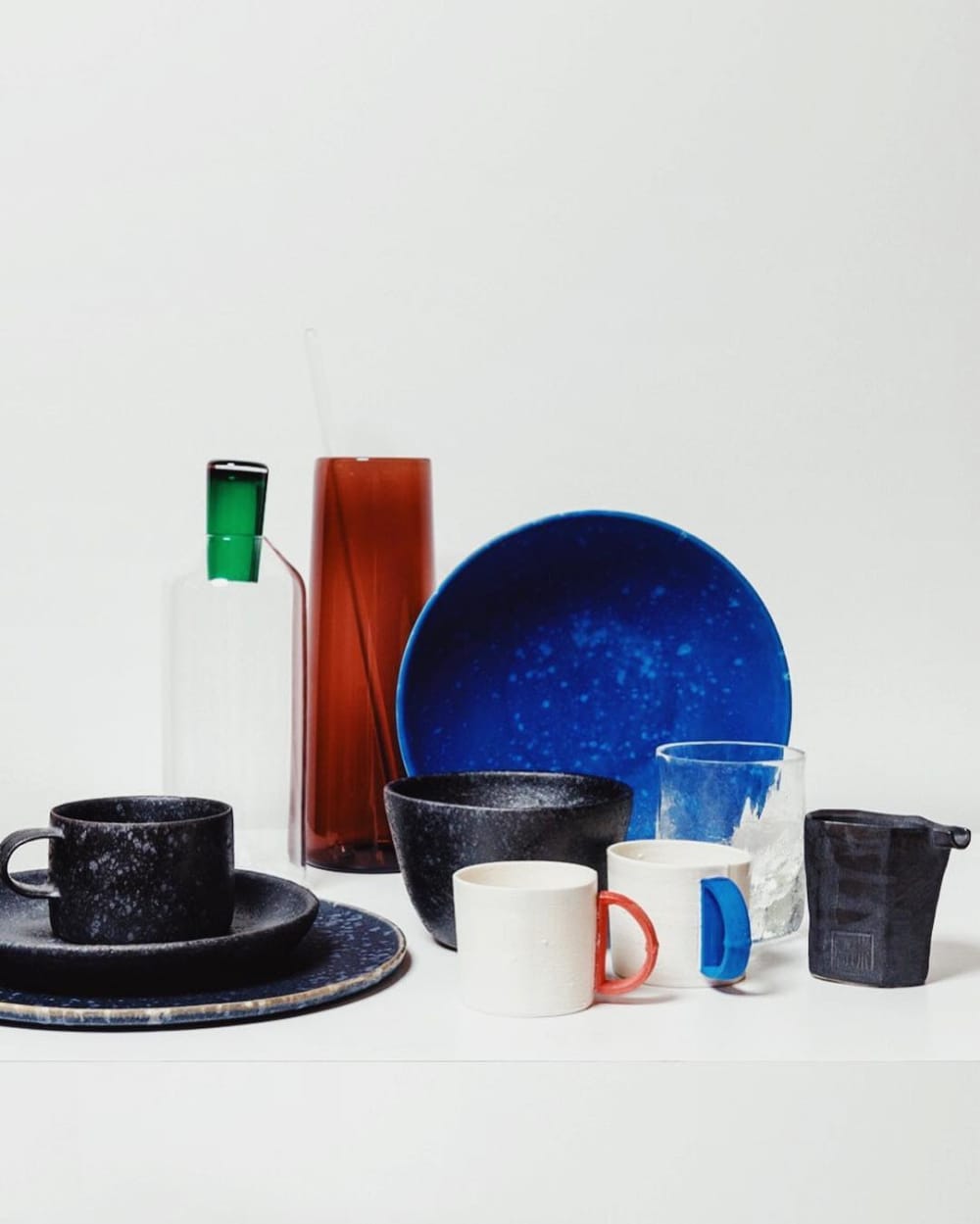 Handmade Porcelain Drip milk / gravy jug Black Pigment by Minna Graham ...