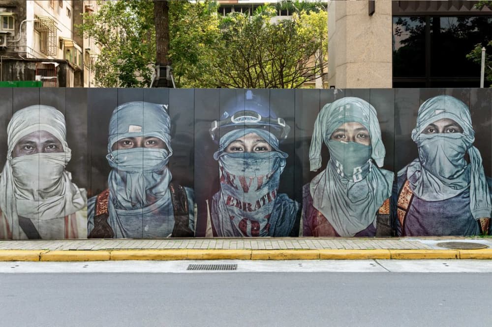 Manila Workers Photography Series by Sven Pfrommer | Wescover Photography