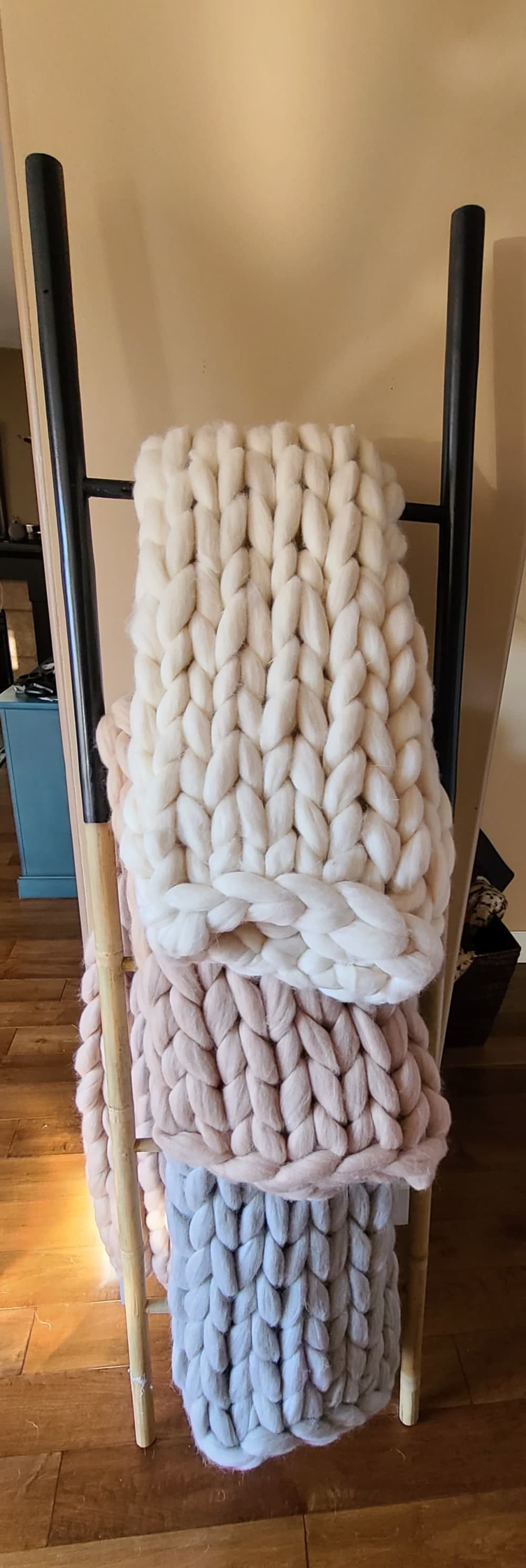 40"×60" Merino Wool blanket by Knit Like A Boss | Wescover Linens & Bedding