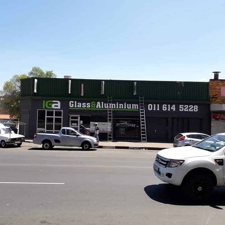 IGA Glass and Aluminium by Mindy Designs Traditional Signwriters ...