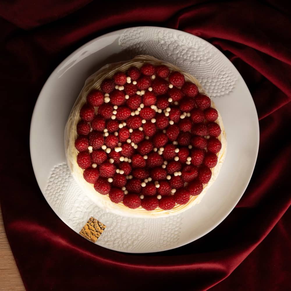 Bosa, grande serving plate, 30cm by Boya Porcelain | Wescover Dinnerware