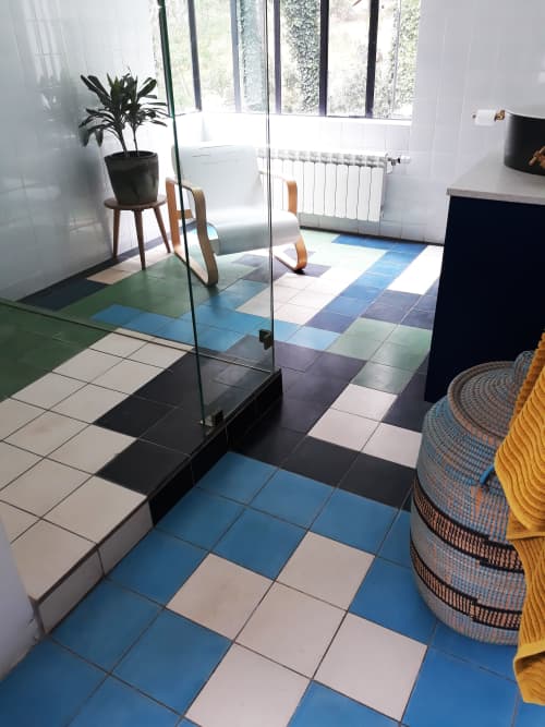 Tetris Bathroom Floor – Flooring Ideas