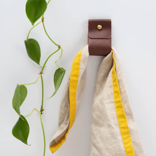 Small Wide Leather Wall Strap [Round End] by Keyaiira | leather + fiber ...