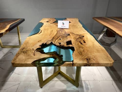 Custom Epoxy Resin Table, Handmade Epoxy Resin Dining Table by Tinella ...
