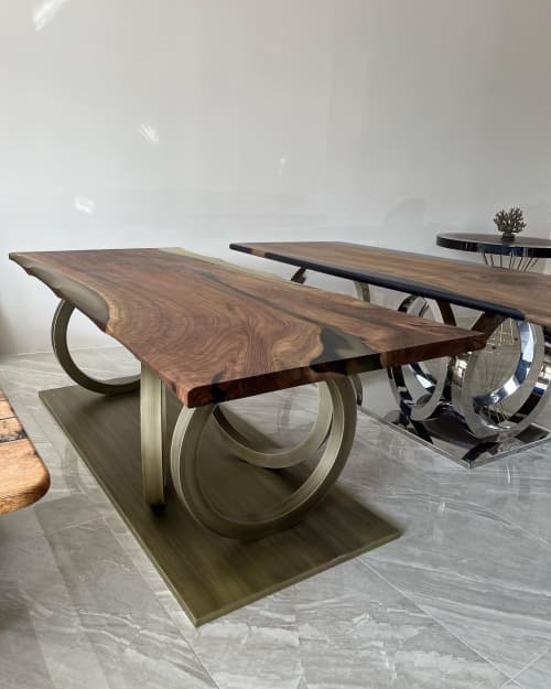 One Piece Walnut Resin Table, Epoxy Resin Dining Table by Tinella Wood ...