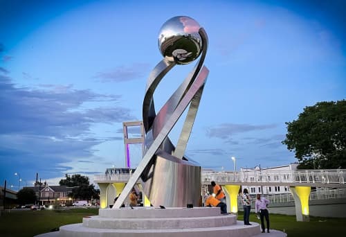 Solidarity by Innovative Sculpture Design | Wescover Public Sculptures